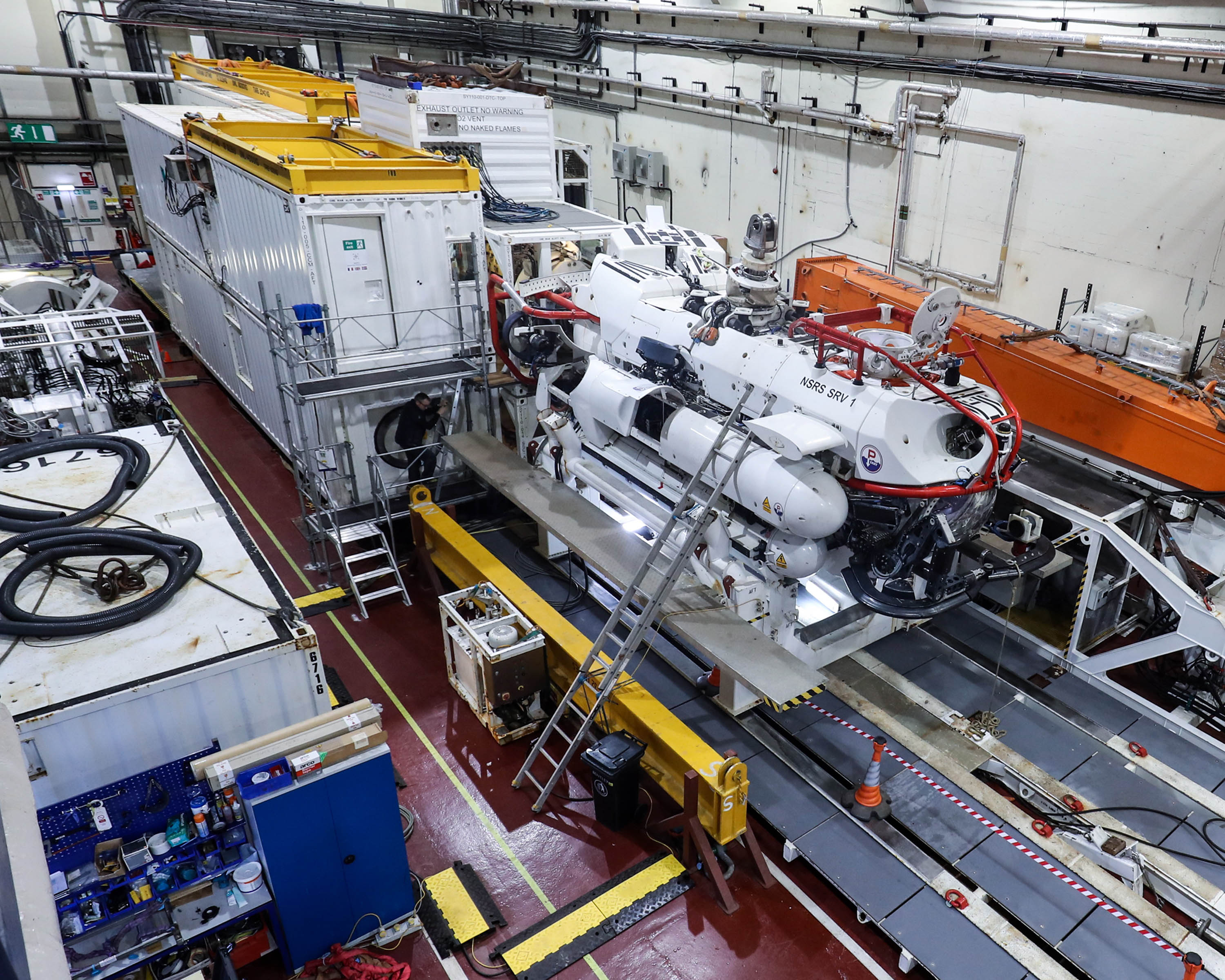 SUB RESCUE – THE DEMOCRAT