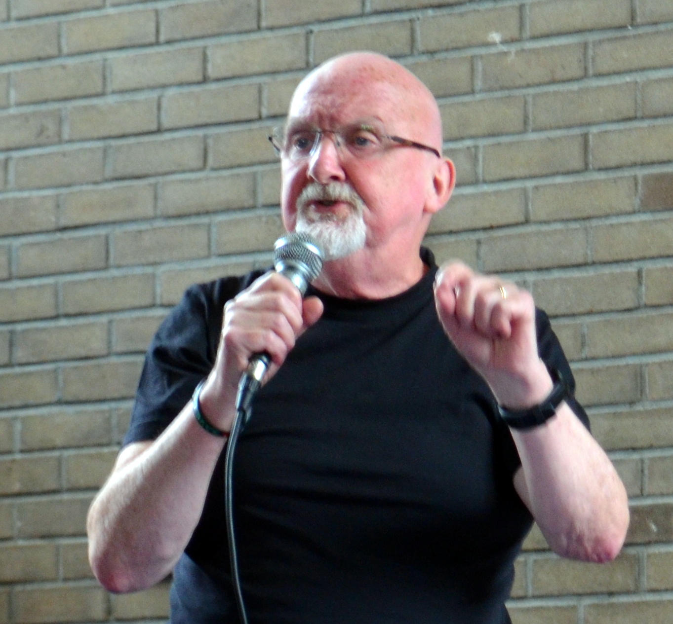 RENTON HEALTHY LIVING CENTRE WILL STAY OPEN – THE DEMOCRAT