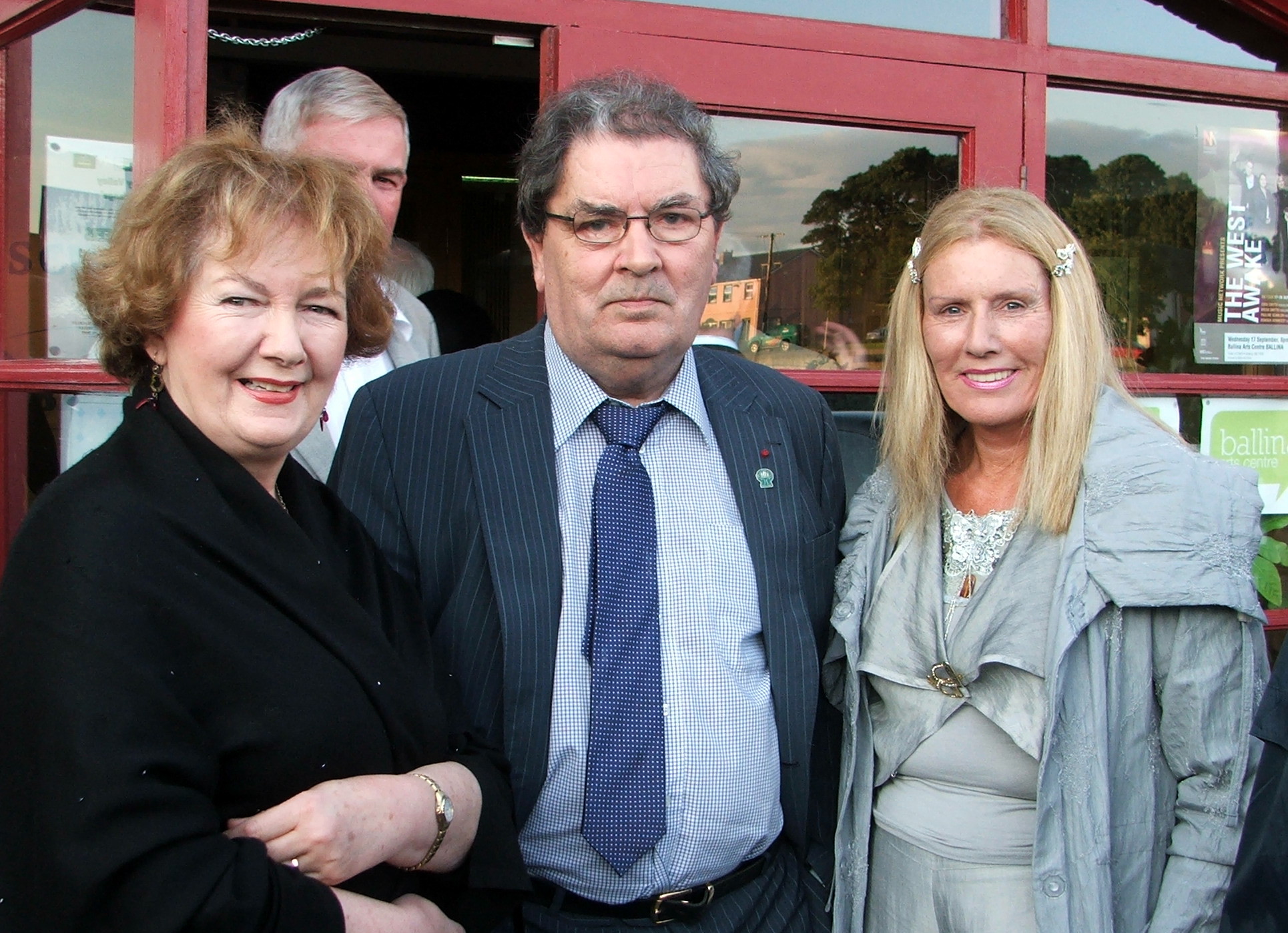 John Hume: Family gift peace awards to people of Derry and Strabane ...