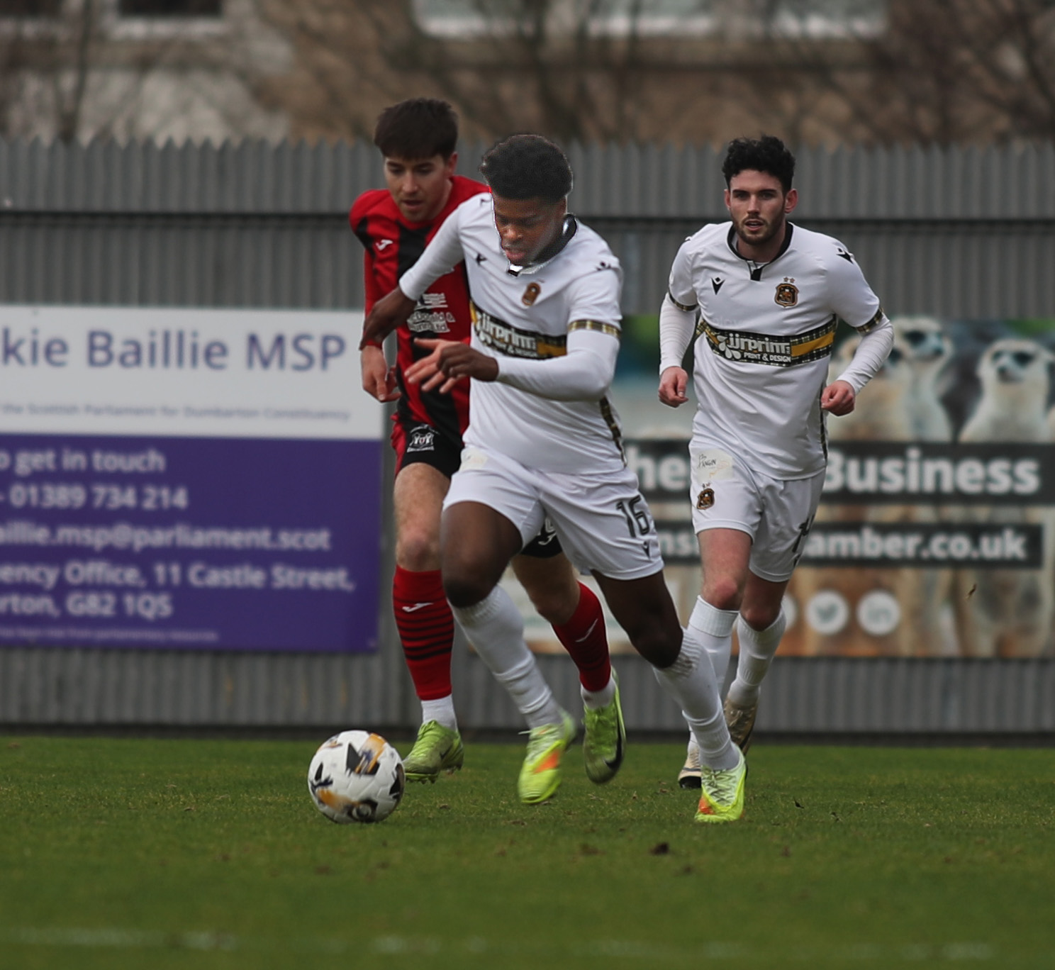 Elgin h 2 – 2 (42) (3) – THE DEMOCRAT